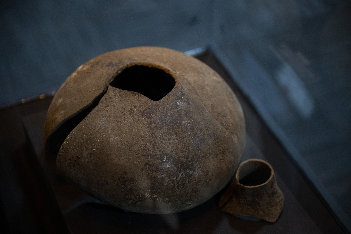 Archeologist Unearth 5,000 Year-Old Tomb of Elite Woman on Peru's Coast