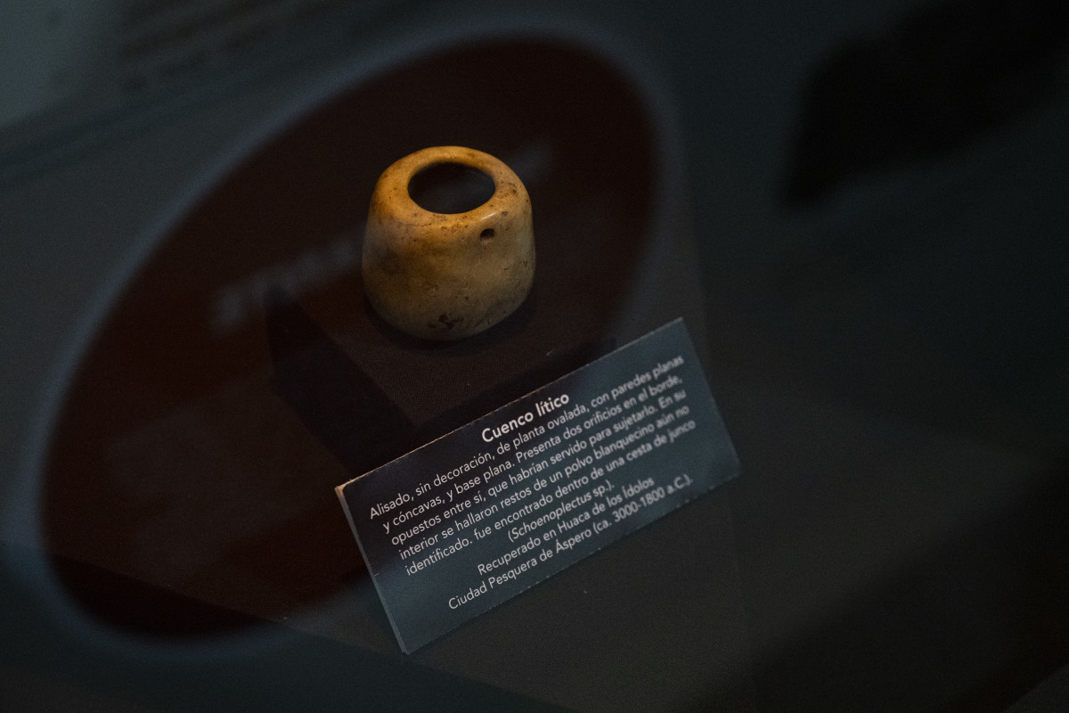 Archeologist Unearth 5,000 Year-Old Tomb of Elite Woman on Peru's Coast