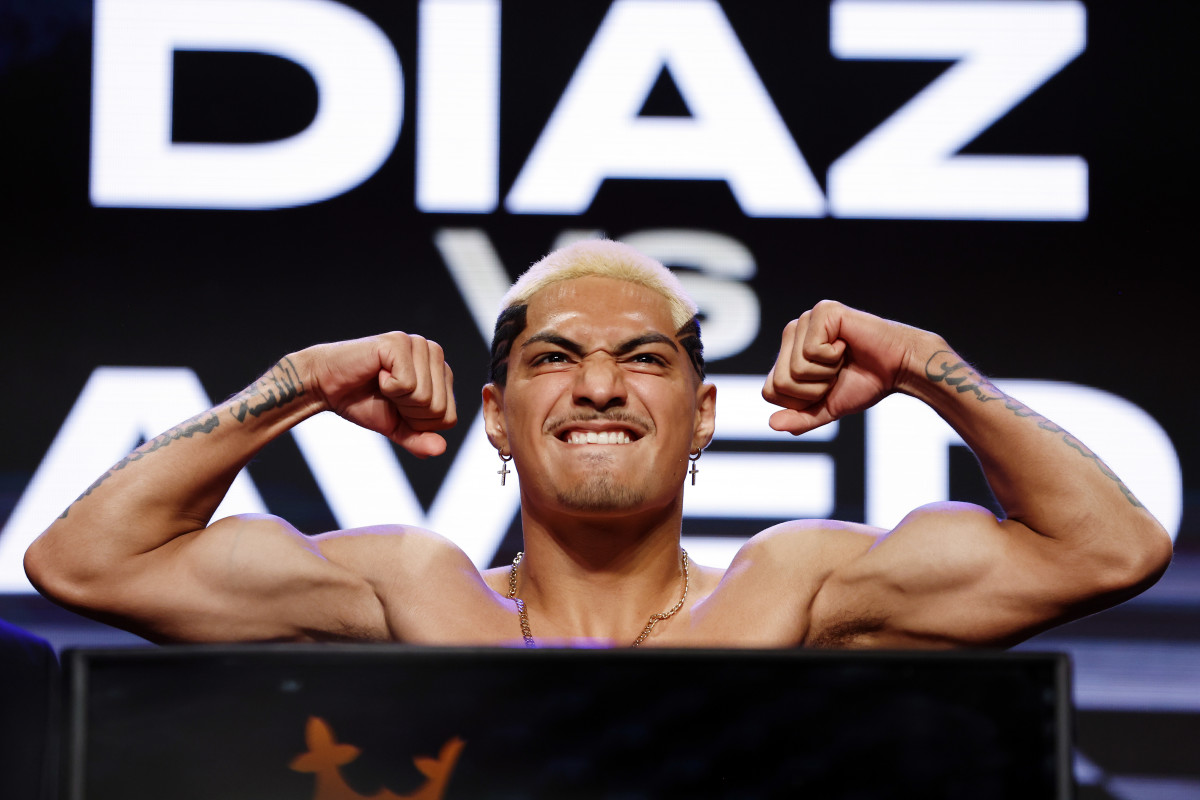 Floyd Diaz, Undefeated Boxer, Arrested on Gun, Theft Charges