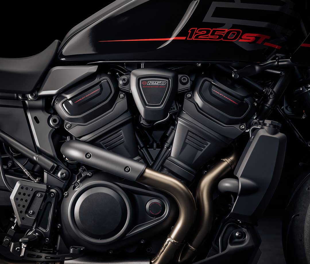 2025 Harley Pan America 1250 ST Motorcycle Review