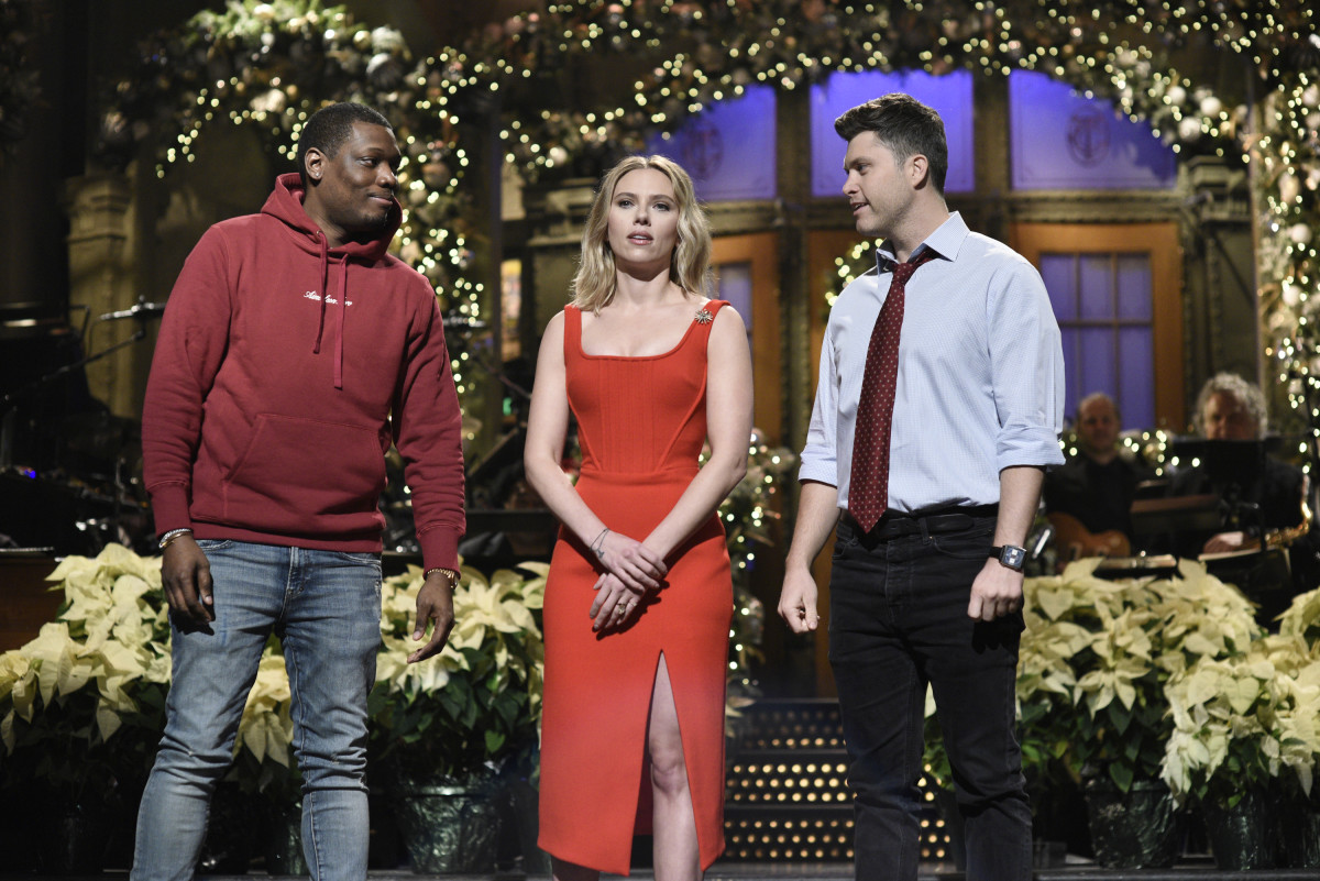 Scarlett Johansson Teases Revenge on Michael Che for ‘SNL’ Finale