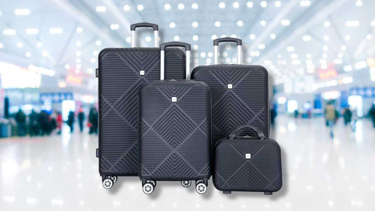 Walmart’s Bestselling 4-Piece Luggage Set Is 58% Off