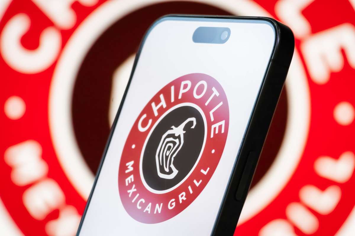 Chipotle Makes Big Announcement for Rewards Members