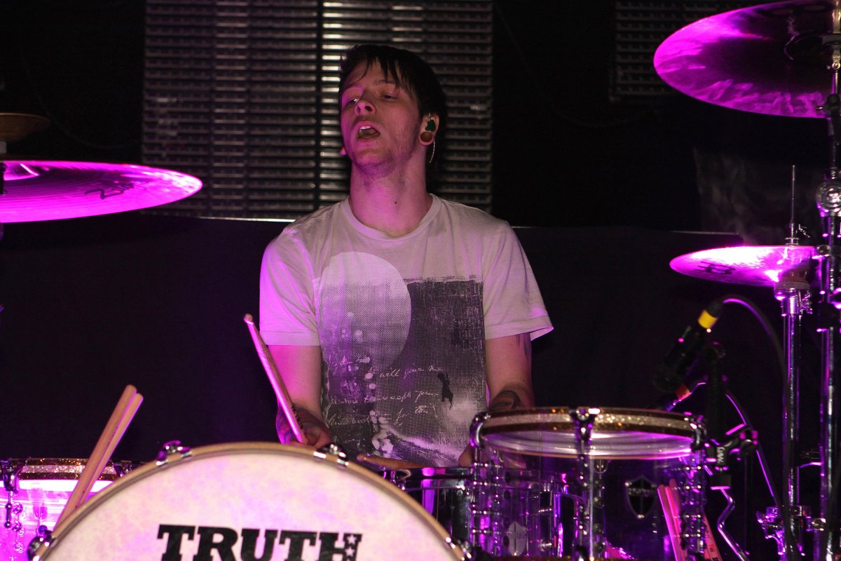 Rocker Daniel Williams Dead in San Diego Plane Crash: Reports