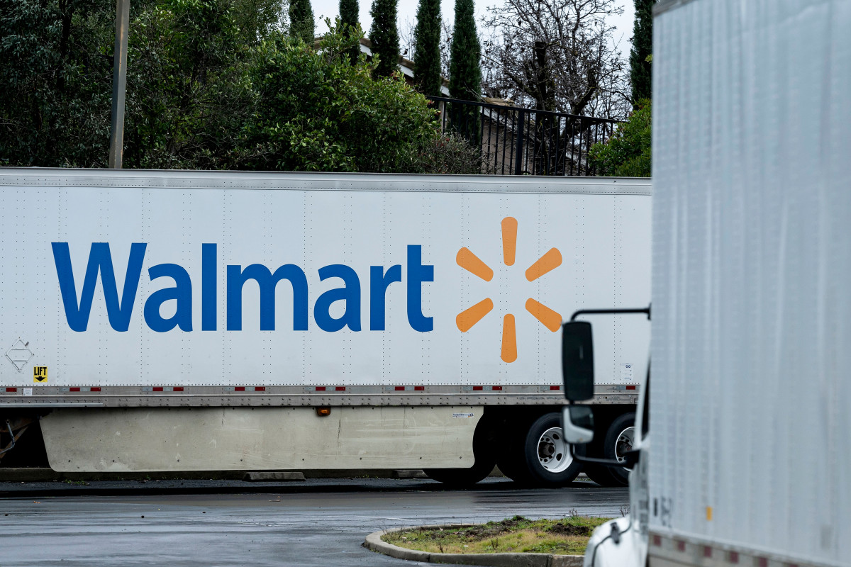 Walmart to Support 700 Stores With New Expansion