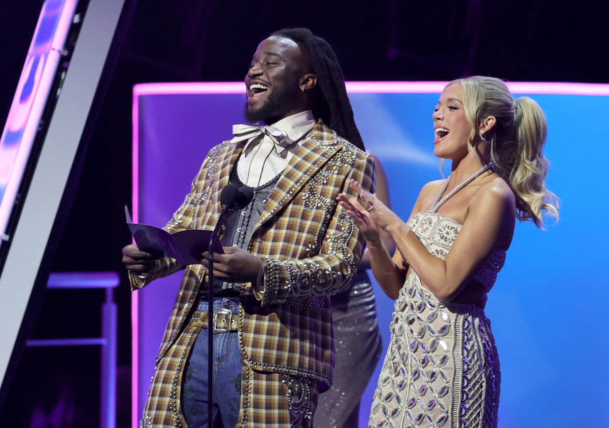 Shaboozey's Reaction to Megan Moroney's Claim Goes Viral