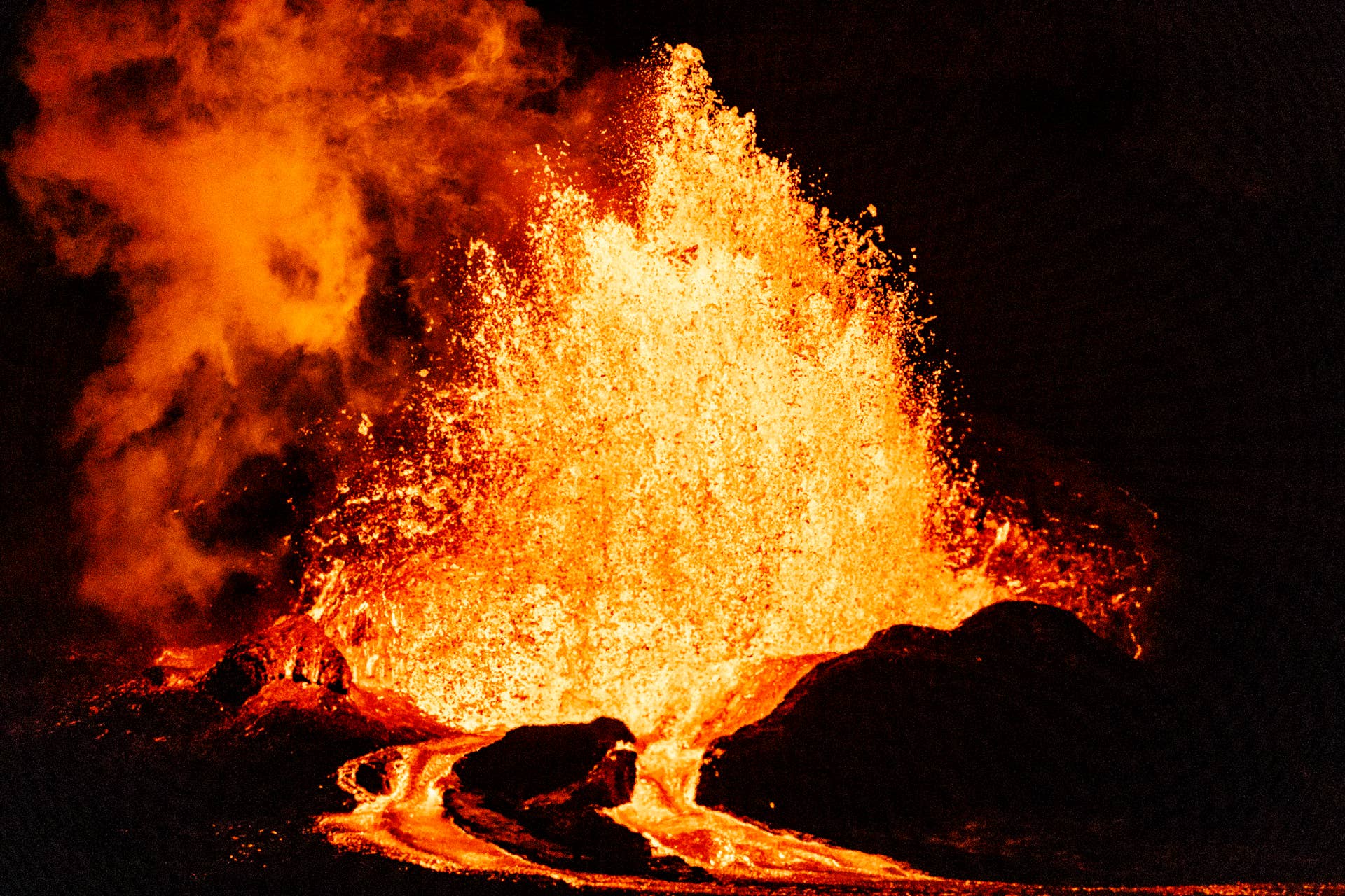 New Discovery Reveals Gold May Be Leaking From Earth’s Core