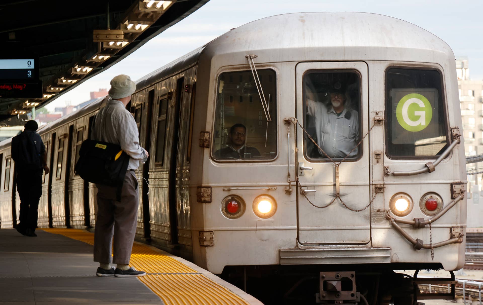 More NYC Subway Lines Are Getting Cell Service