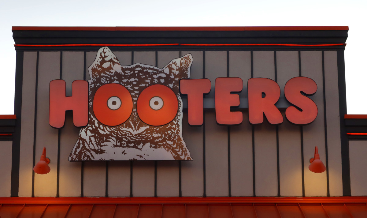 Hooters Makes Big Announcement After Abruptly Closing Over 30 Locations