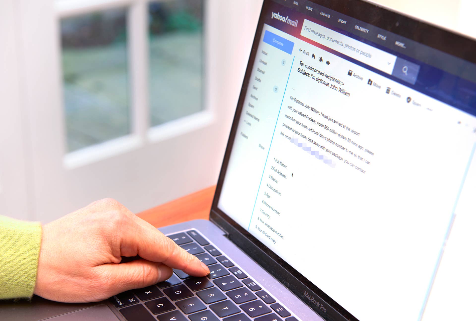 Experts Issue Warning About 'Unsubscribe' Links That Could Get You Hacked