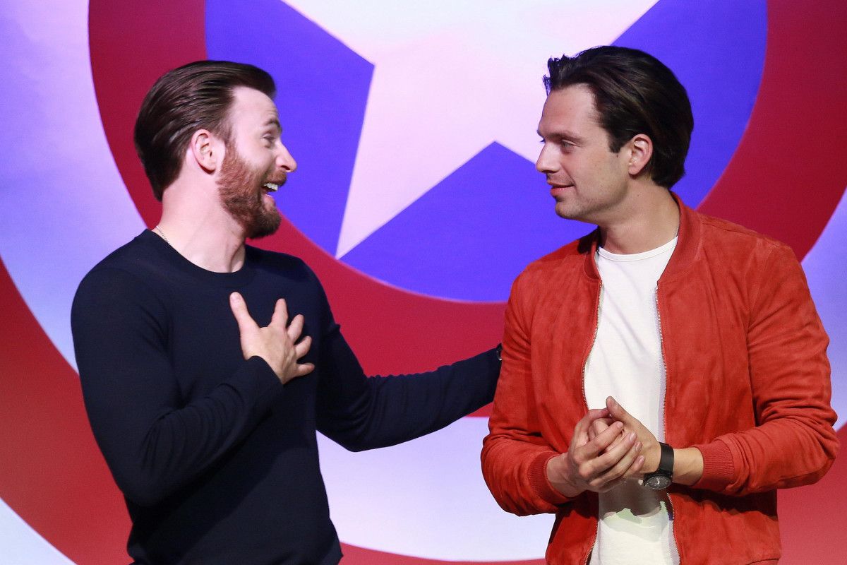 Chris Evans Reveals Unexpected Project He’s 'Dying' to Do With ...