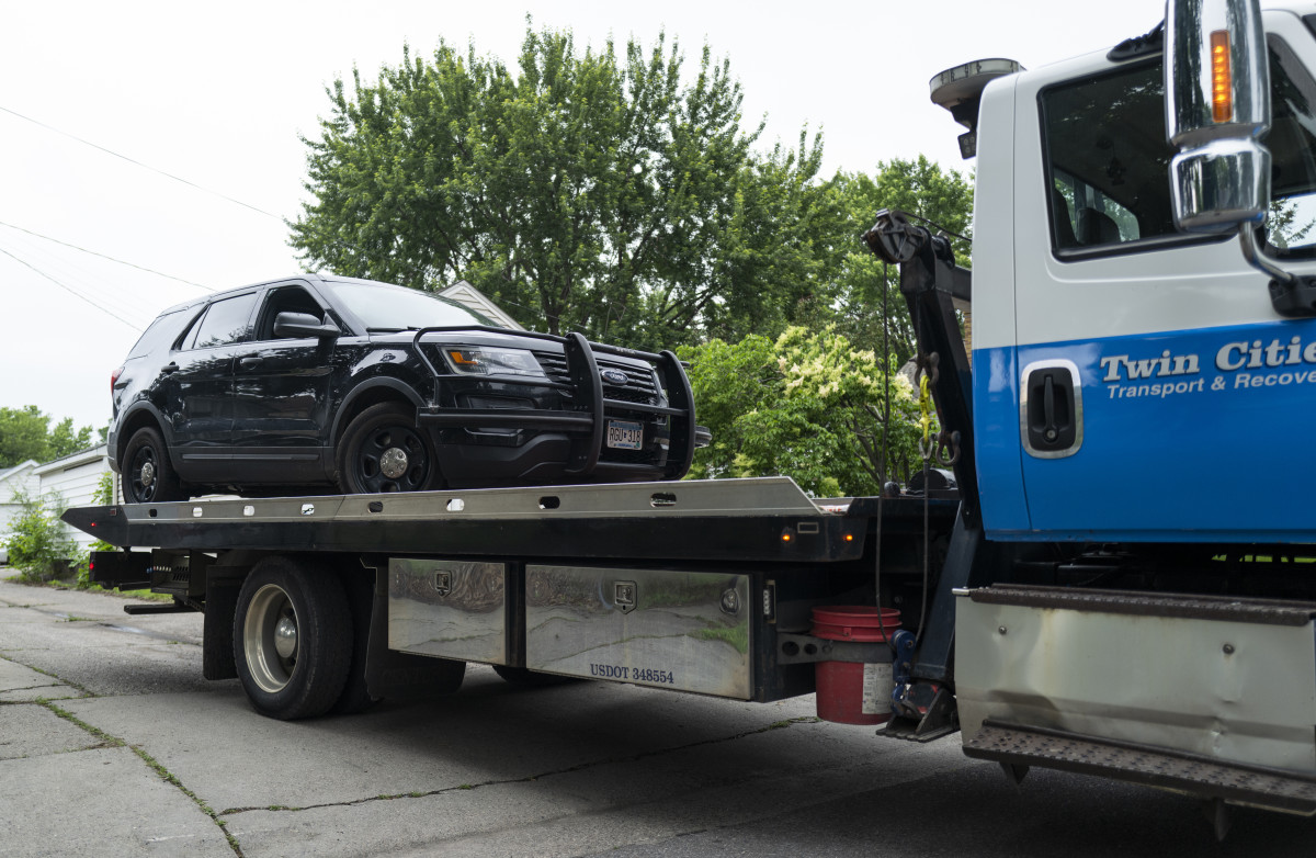 Jenny Boelter, Vance Boelter's Wife, Questioned at Traffic Stop: Report