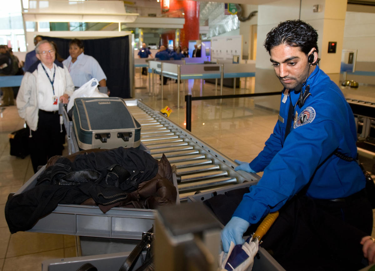 TSA Experts Issue Warning About Phones at Security Checkpoints