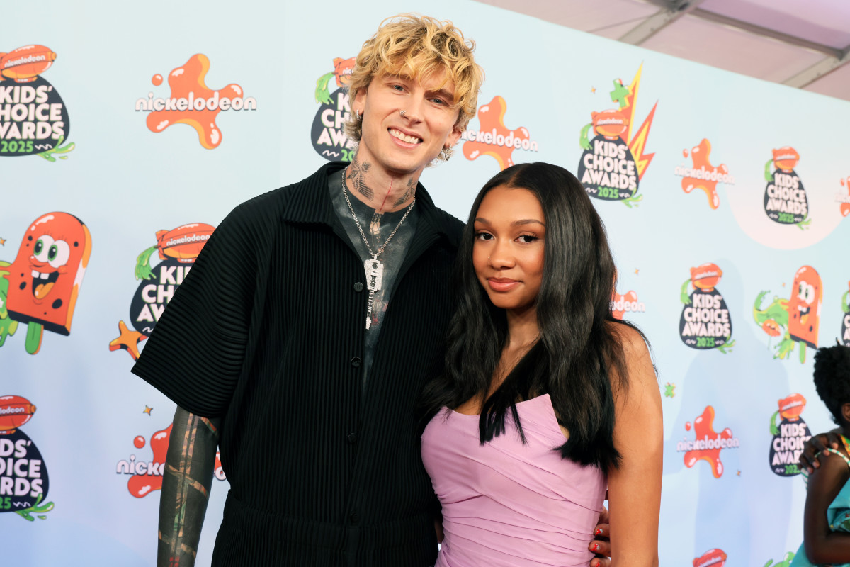Machine Gun Kelly Makes Rare Public Appearance With Teen Daughter Casie