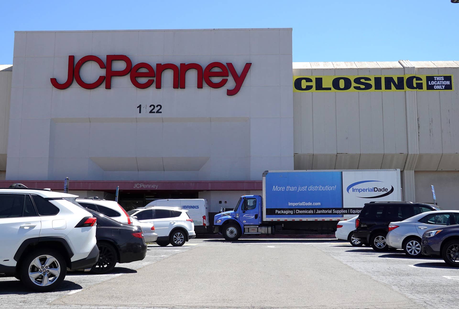 JCPenney Shutters Key Logistics Hub as Sales Plummet