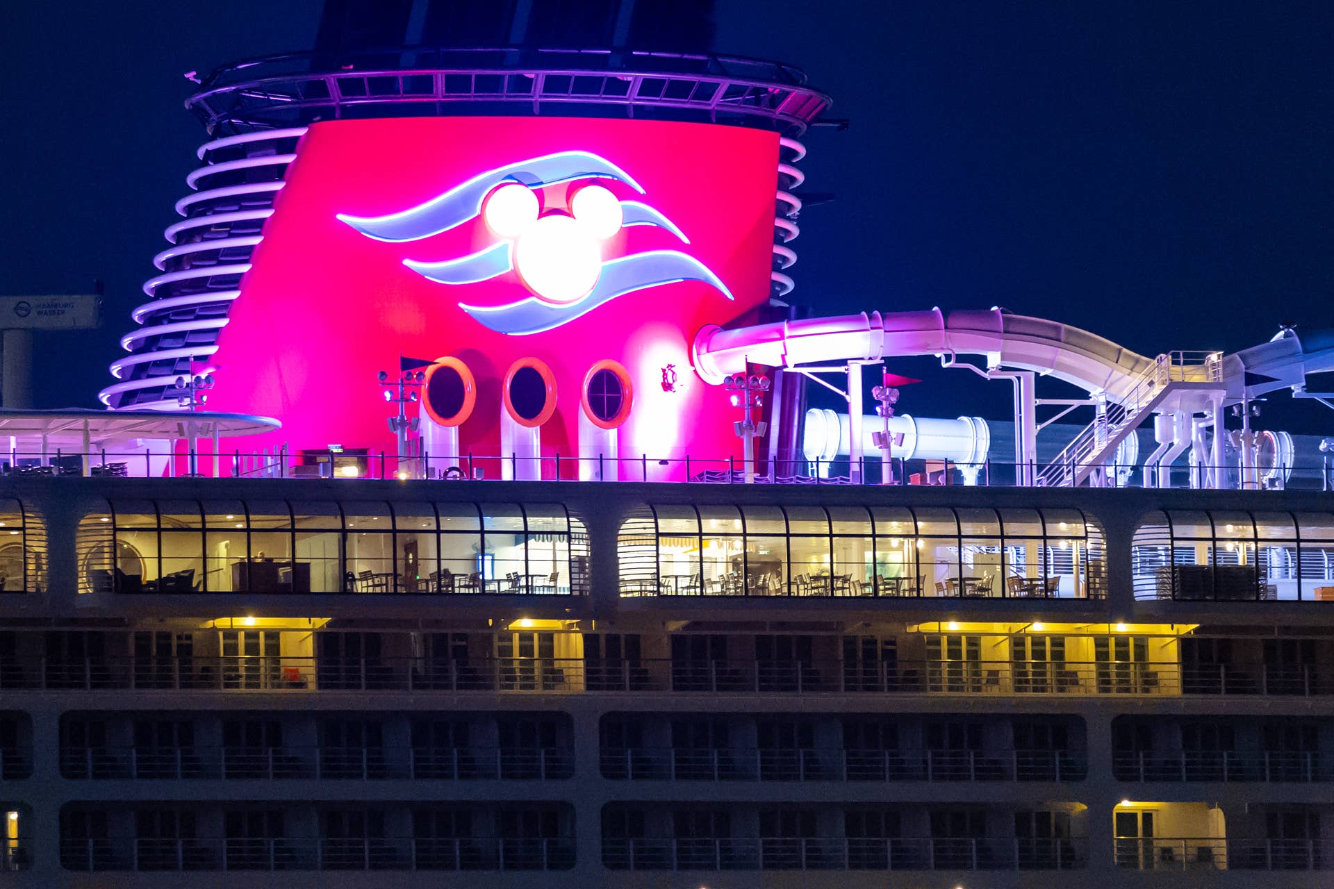 Disney Cruise Turns to Chaos When Child Falls Overboard and Dad Jumps In
