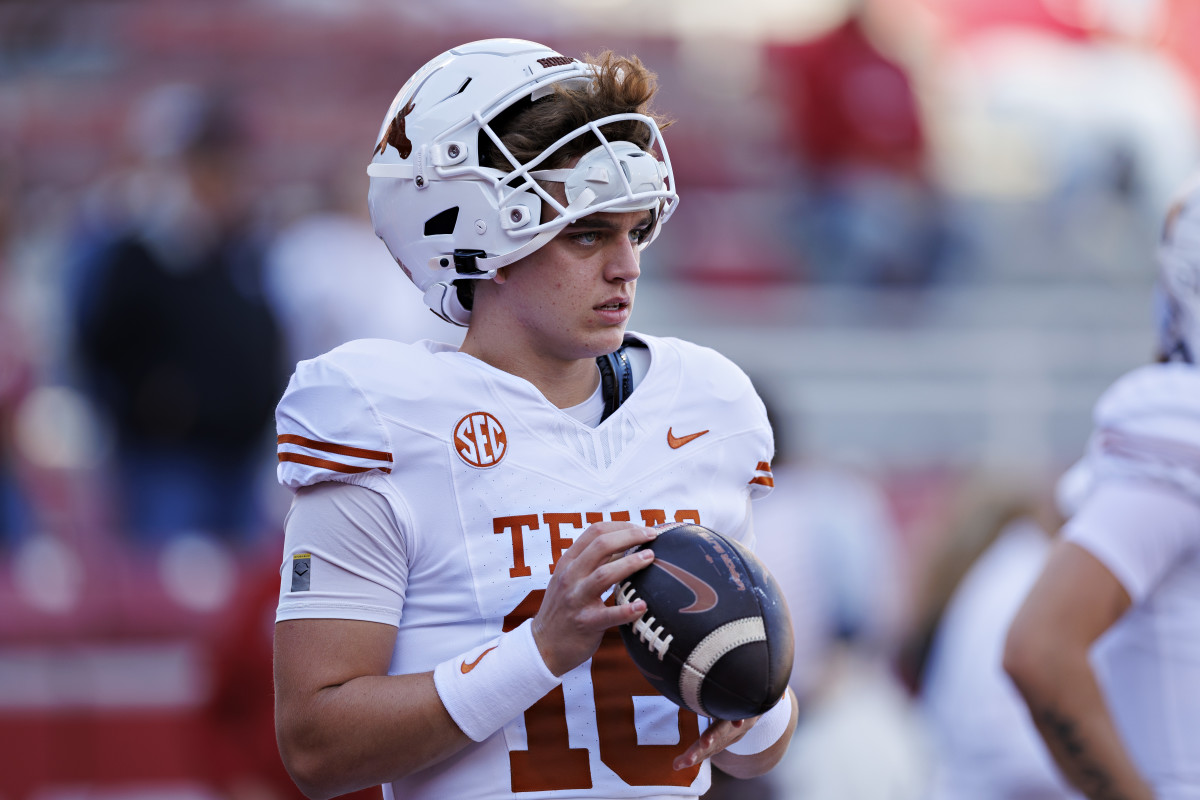 Arch Manning Studying 2 Elite NFL QBs as He Prepares for Texas’s 2025 ...