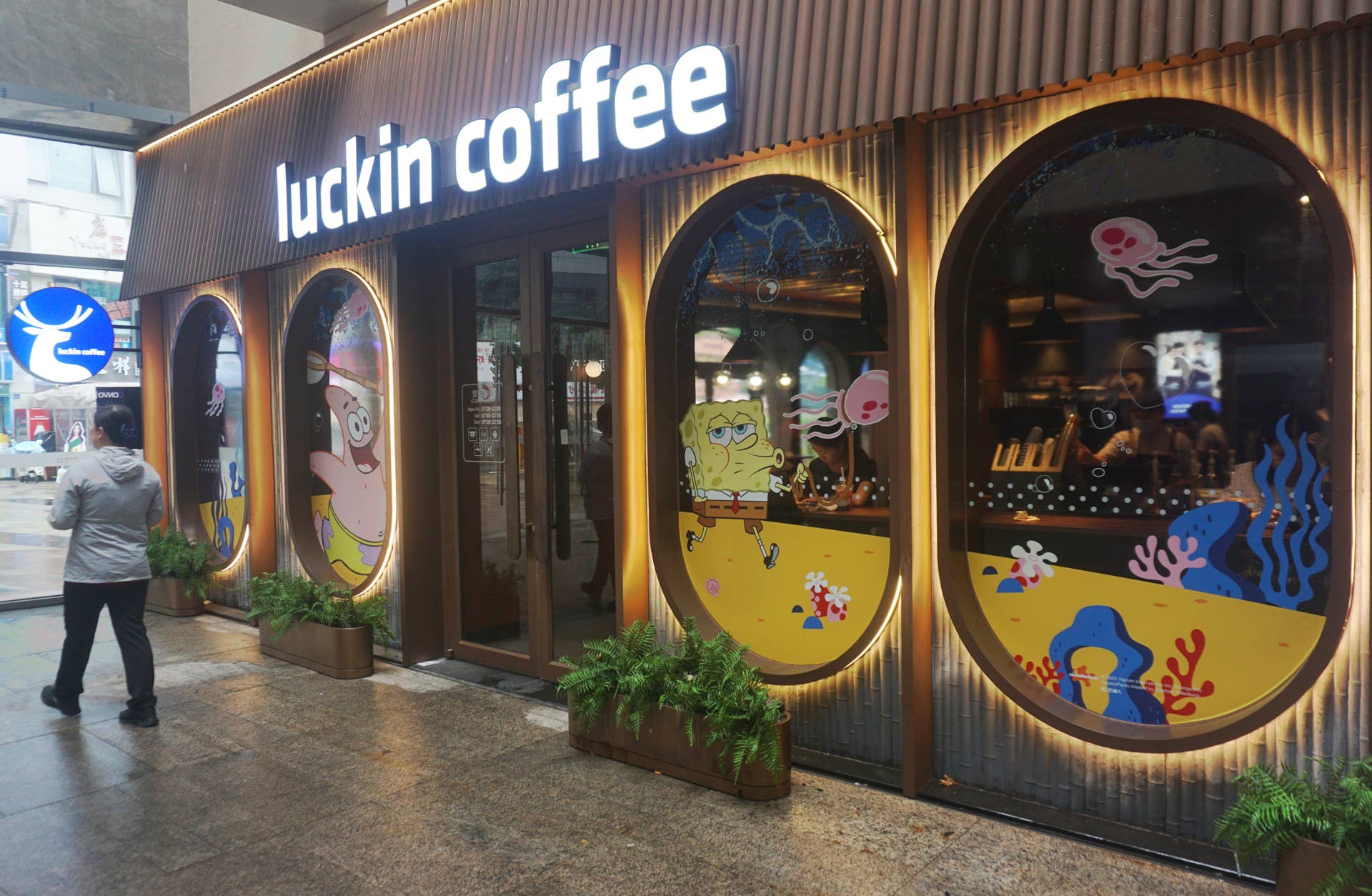 Major Starbucks Competitor Opens First Locations in U.S.