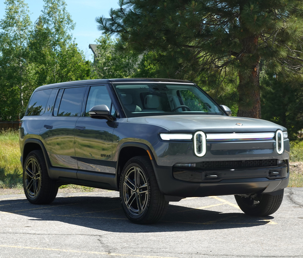 Review: 2026 Rivian Quad-Motor R1T and R1S EV Trucks