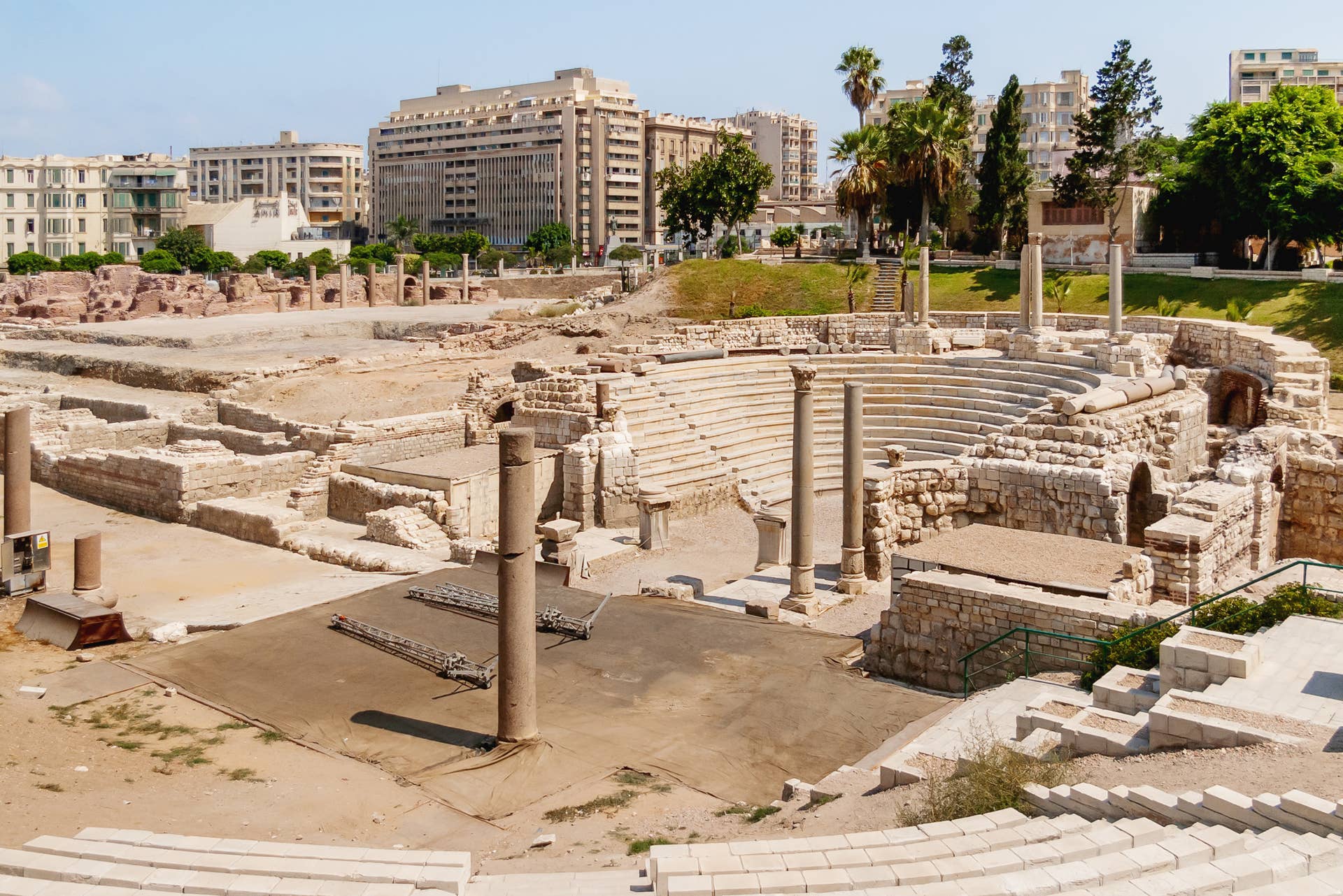 Archaeologists Recover Stunning Remnants of World Wonder
