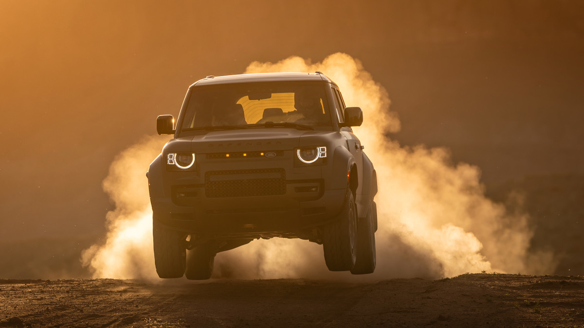 2026 Land Rover OCTA Defender SUV Review