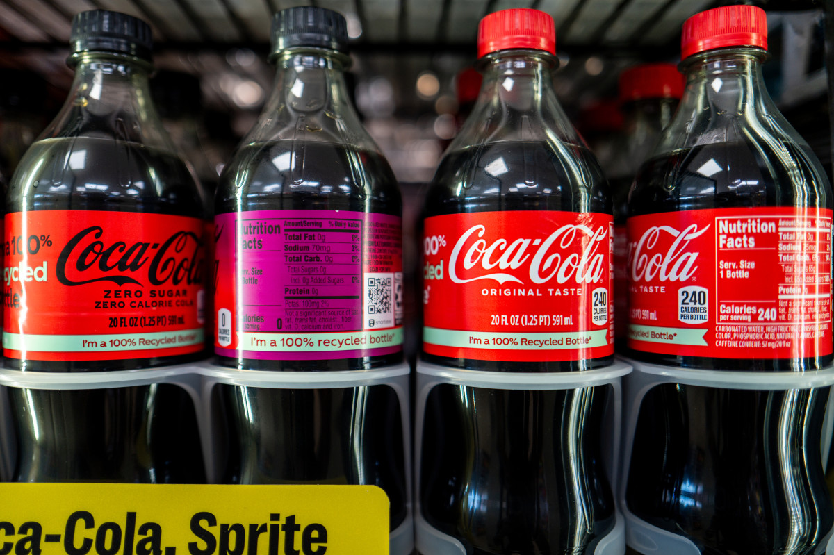 Coca-Cola Officially Announces Major Change. But Customers Still Have a ...