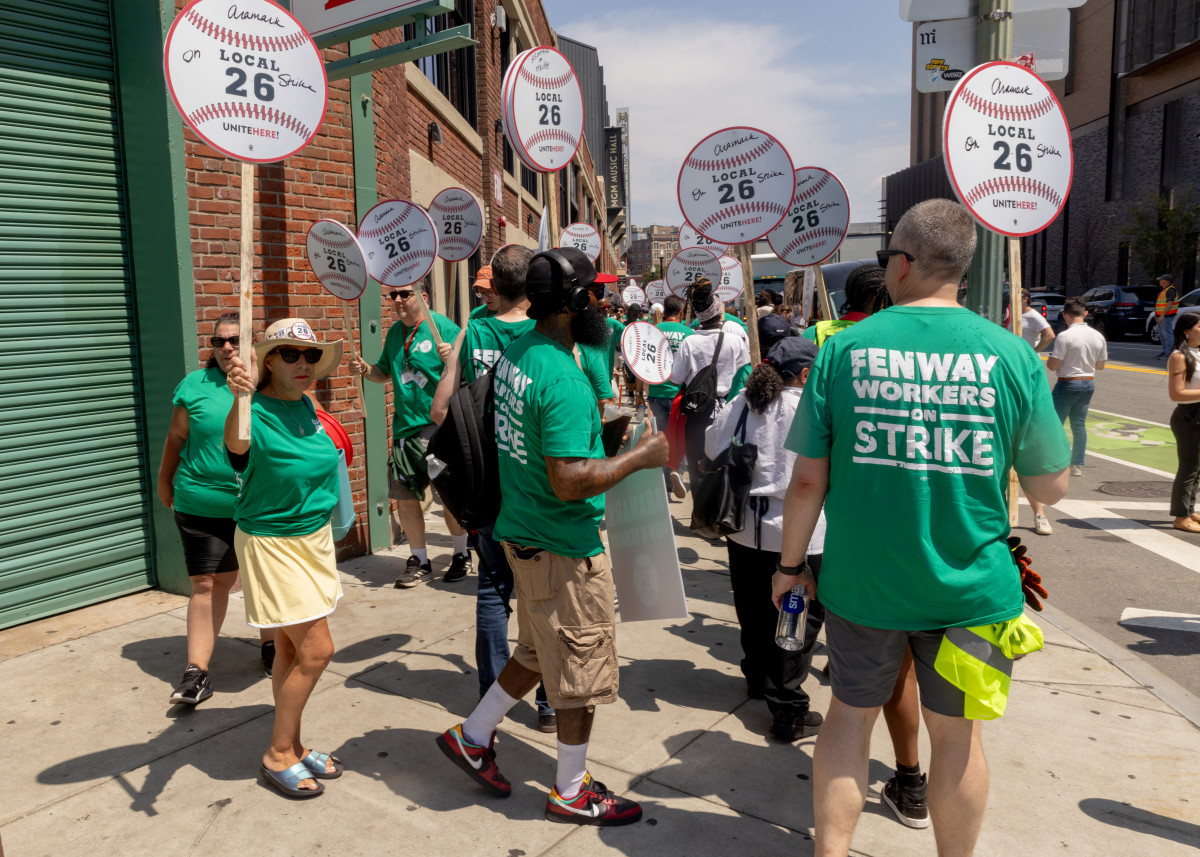 MLB Stadium's Workers Break 113-Year Streak