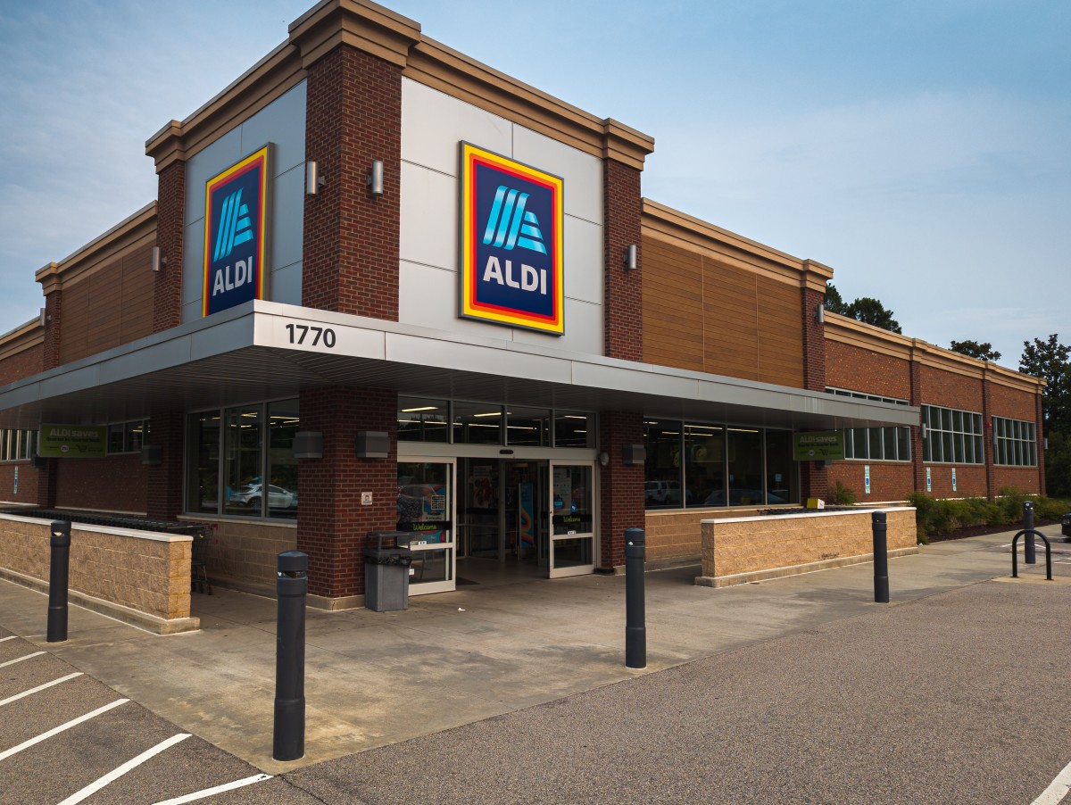 Aldi's $8 Crofton Insulated Food Container Is a Must-Have