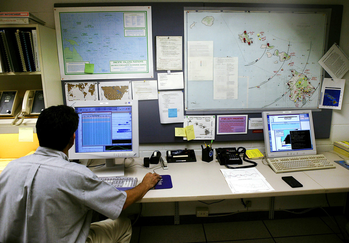 California Tsunami Warning: Live Map, Arrival Times and Tracker