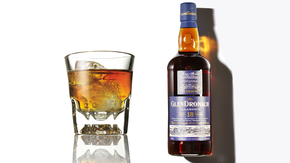 How to Drink Scotch, According to Experts