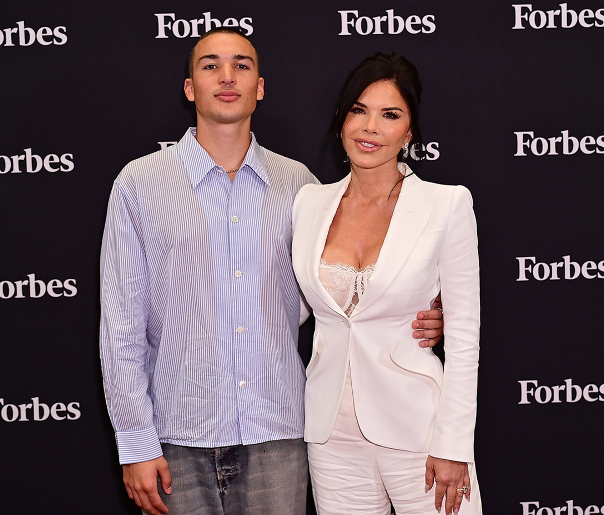 Who Is Jeff Bezos’s Fiancée? Everything About Lauren Sánchez - Men's ...