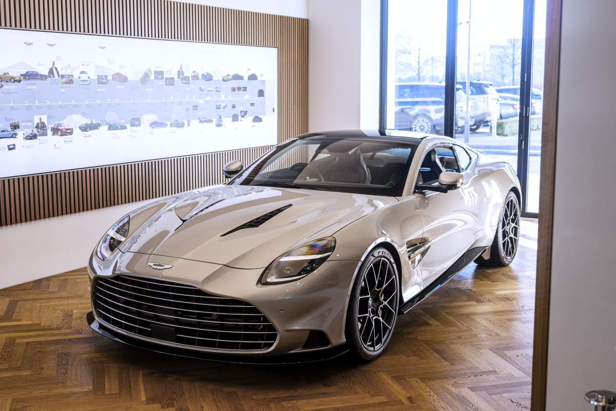 Pierce Brosnan’s Latest Photo Fuels James Bond Return Hype