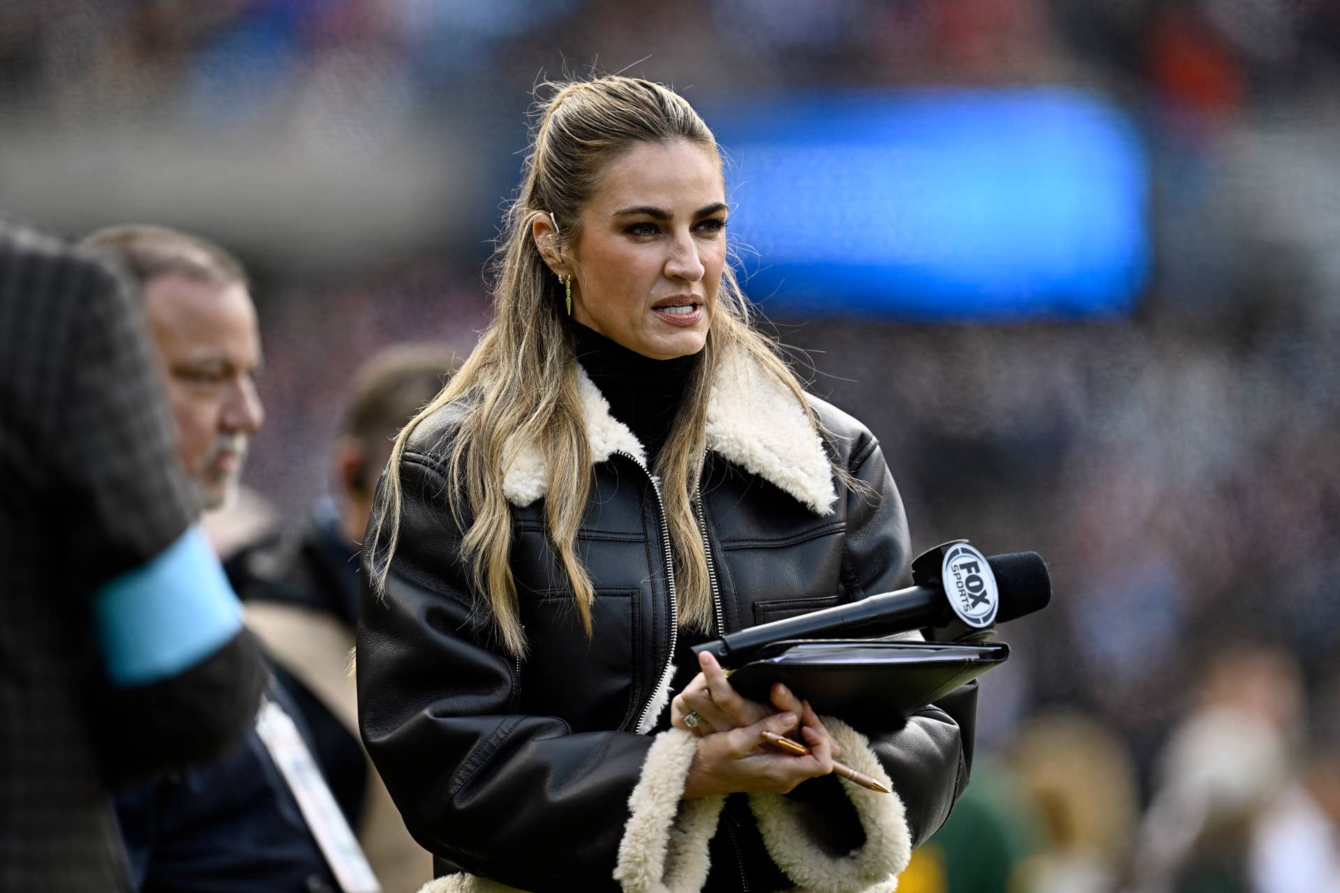 Erin Andrews Turns Heads With High School Cheerleading Photo