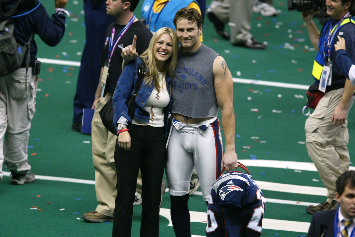 Matt Stevens Dead: Cause of Death Unclear for NFL Player