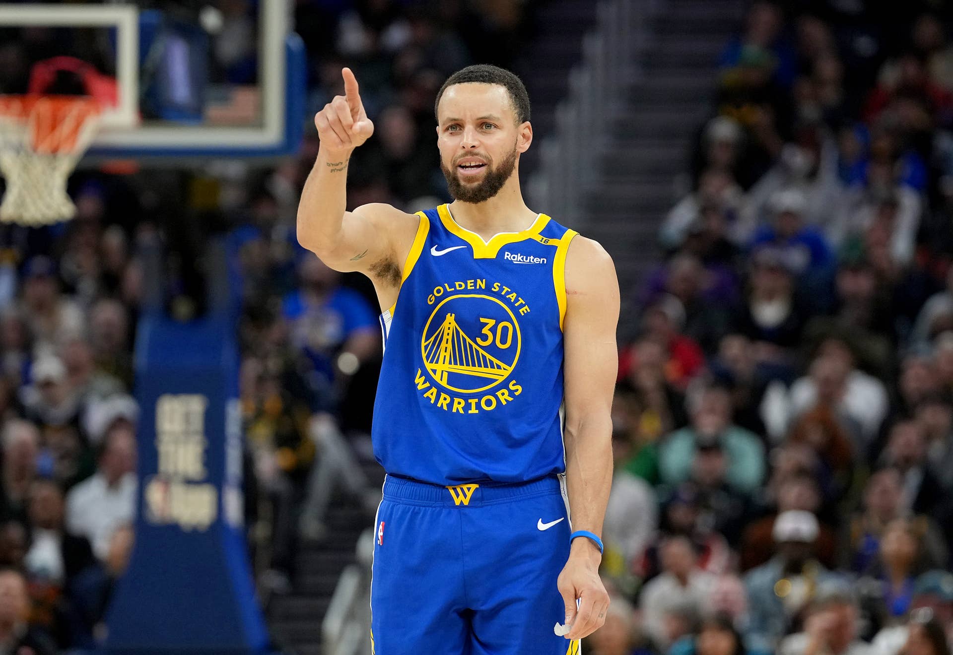 Warrors Stephen Curry Warriors' Stephen Curry Scores 23 In