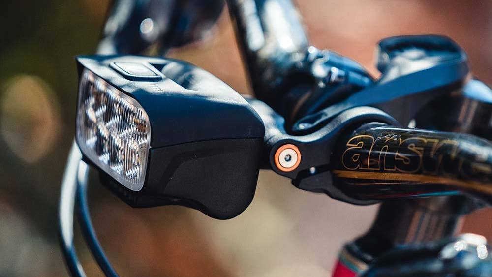 7 Best Bike Lights for Trail Riding, Commuting, and More | Men's ...