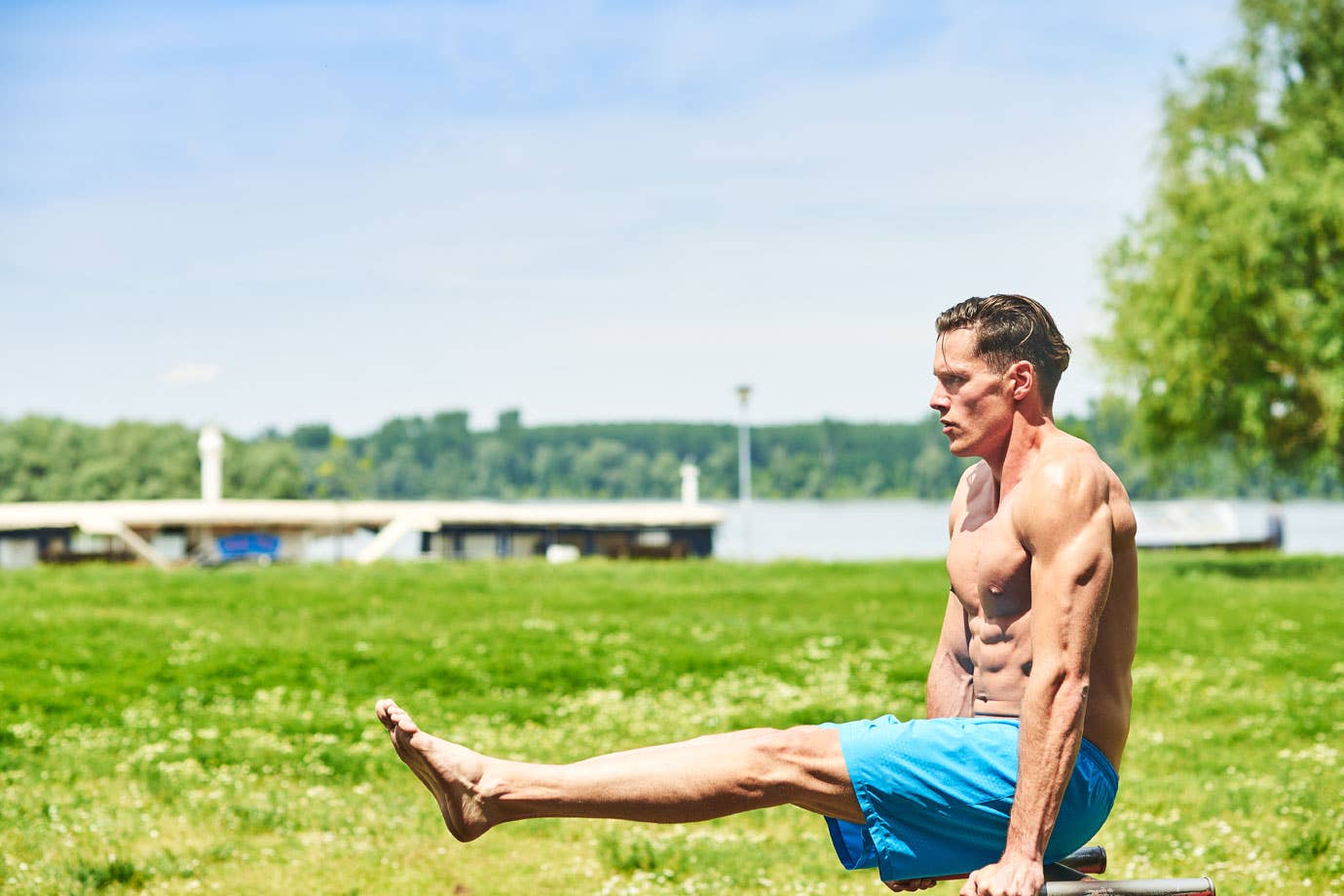 The Ultimate Park Workout: How to Turn the Outdoors Into a Gym - Men's ...