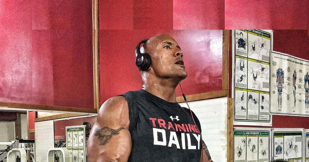 dwayne johnson lifting weights
