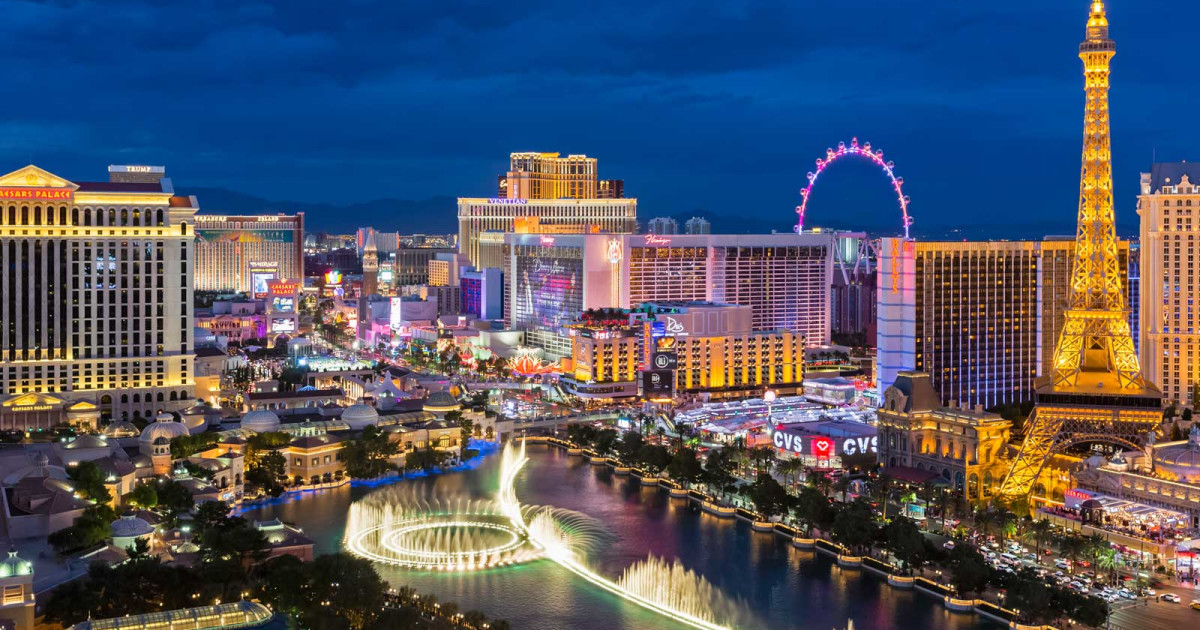 Top Gambler Names the 2 Vegas Casinos To Avoid at All Costs - Men's Journal