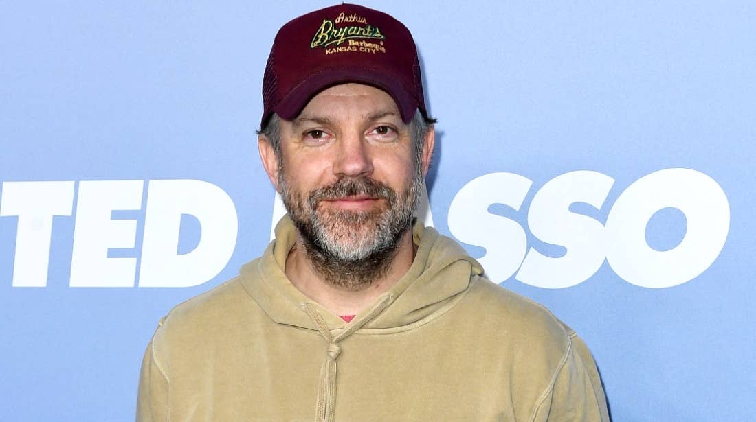 Jason Sudekis Kept the Iconic 'Believe' Sign From 'Ted Lasso' - Men's ...