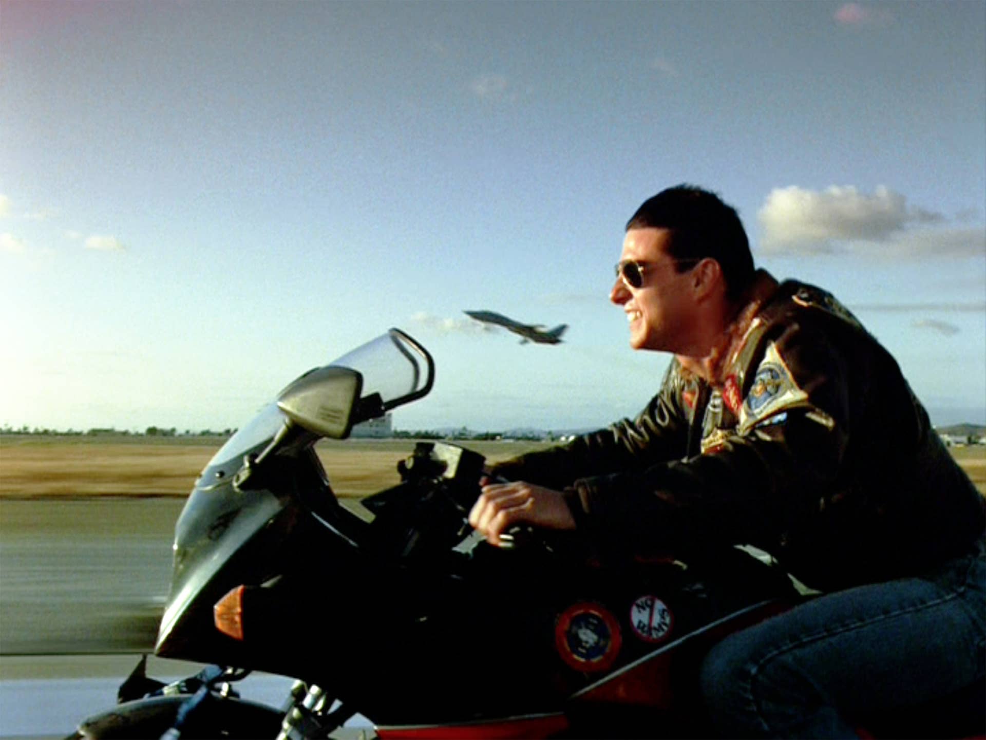 Immersive 'Top Gun' Bar and Ride Will Hit Vegas in 2028 - Men's Journal