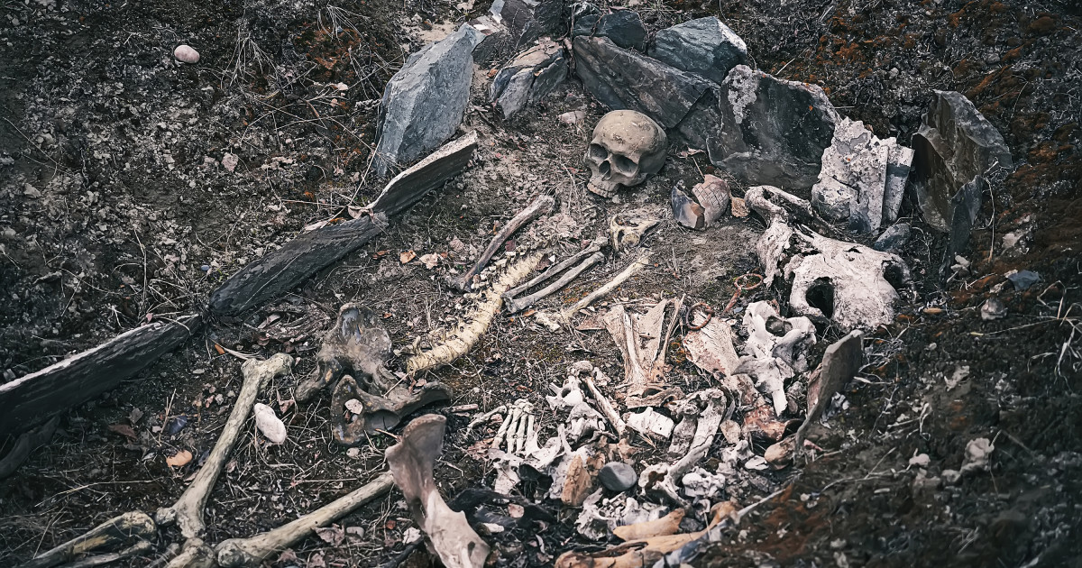 Archaeologists Find Grisly Evidence of Medieval Public Punishment - Men ...