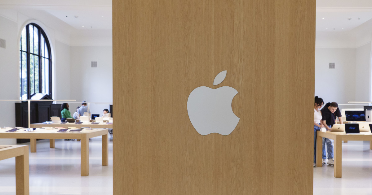 Apple Teaming With Google Gemini AI To Improve Siri - Men's Journal