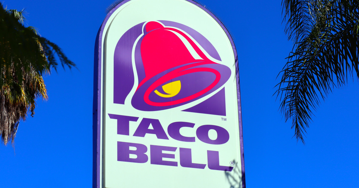 Taco Bell Expands Its Value Menu with New Steak Burritos - Men's Journal