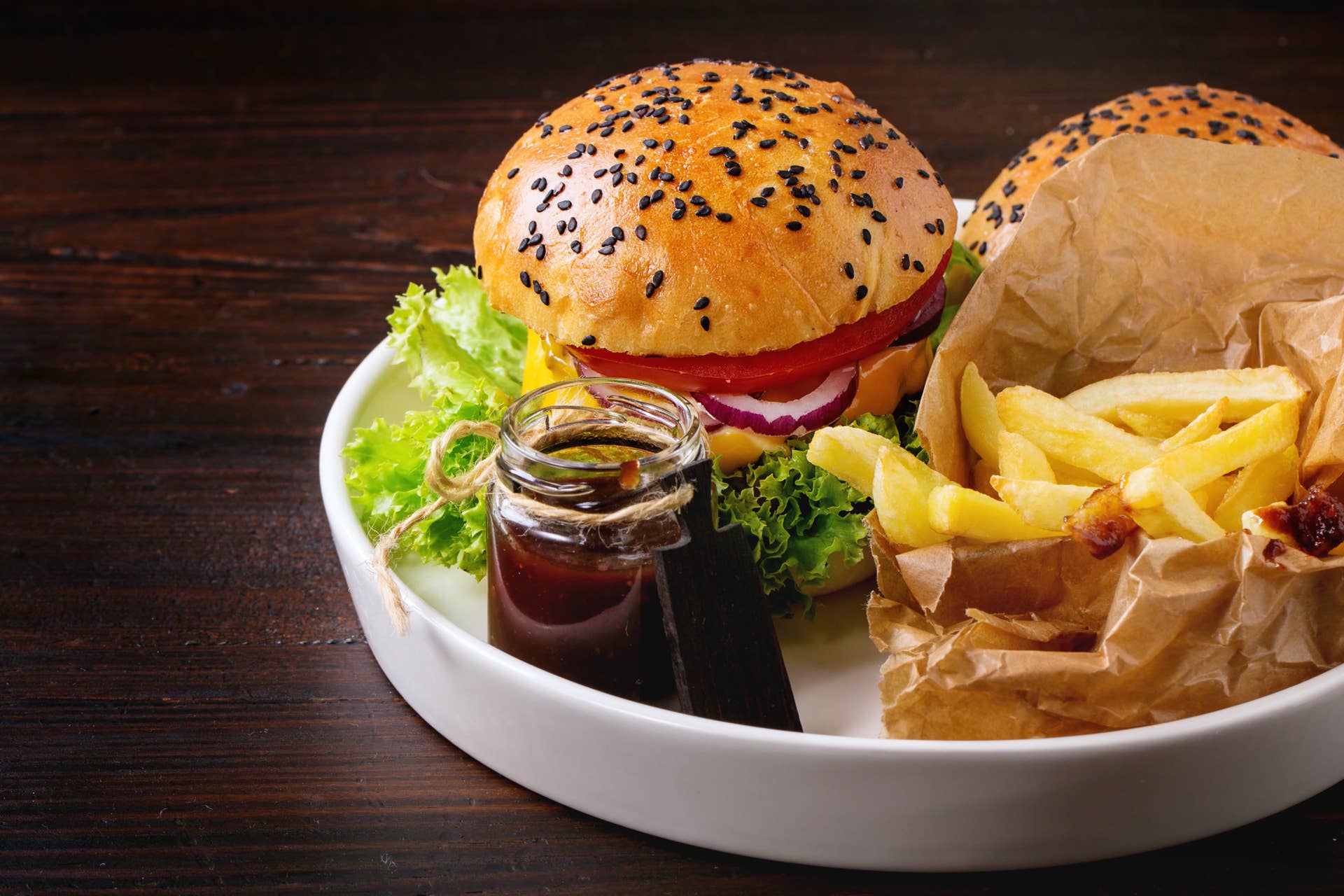 Beloved Burger Chain Quietly Closed 79 Locations This Year - Men's Journal