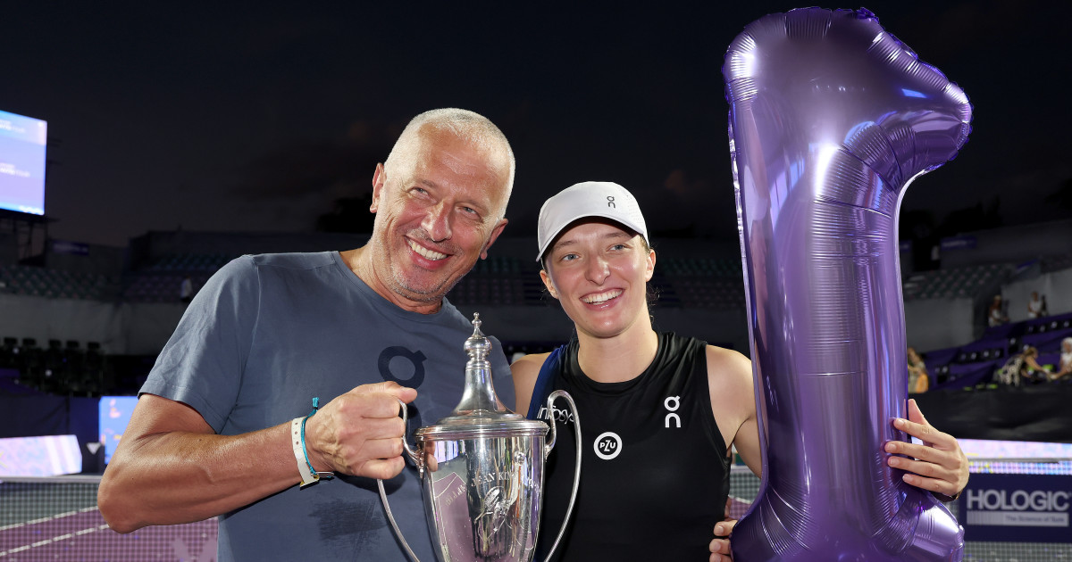 Iga Swiatek's Family Includes an Olympian Father - Men's Journal