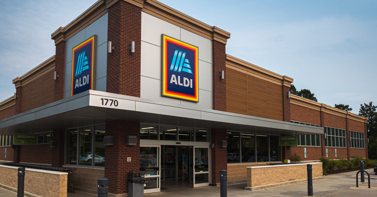 Aldi's $8 Crofton Insulated Food Container Is a Must-Have - Men's Journal