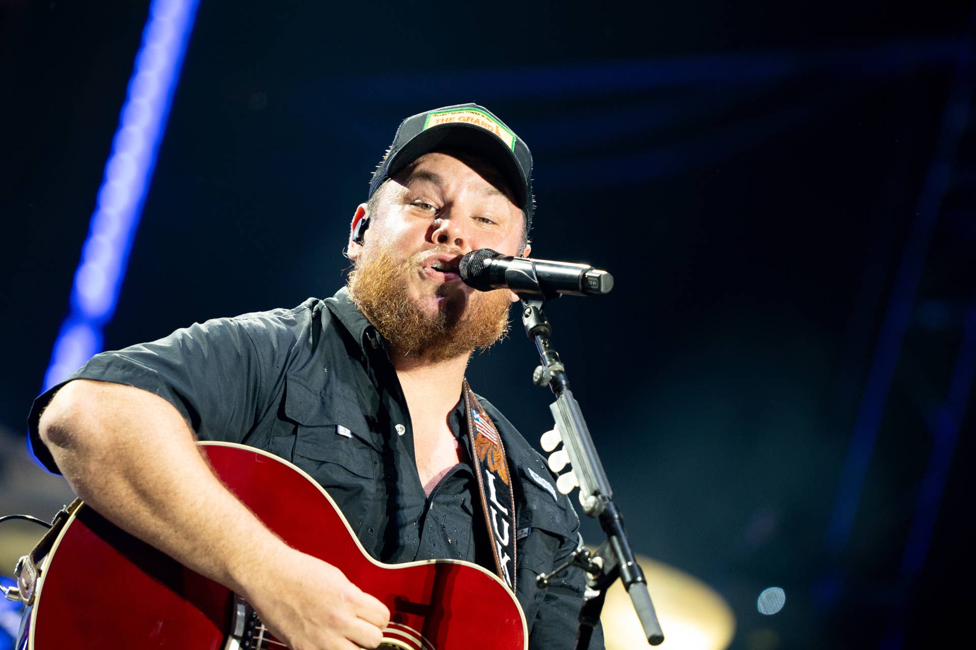 Luke Combs Shares Health Diagnosis - Men's Journal
