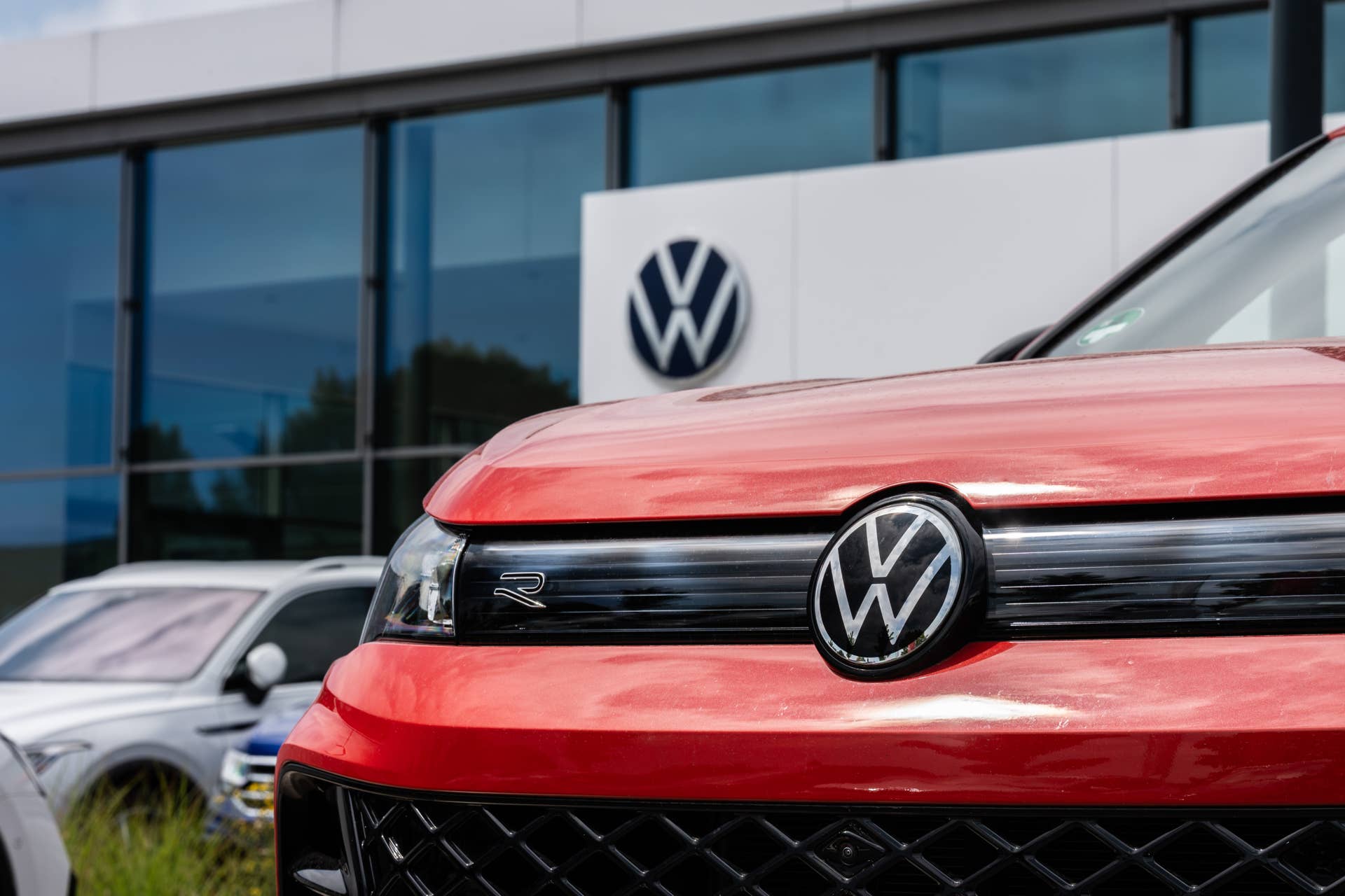 Volkswagen Subscription Plan Let's Owners Unlock Car's Feature - Men's ...