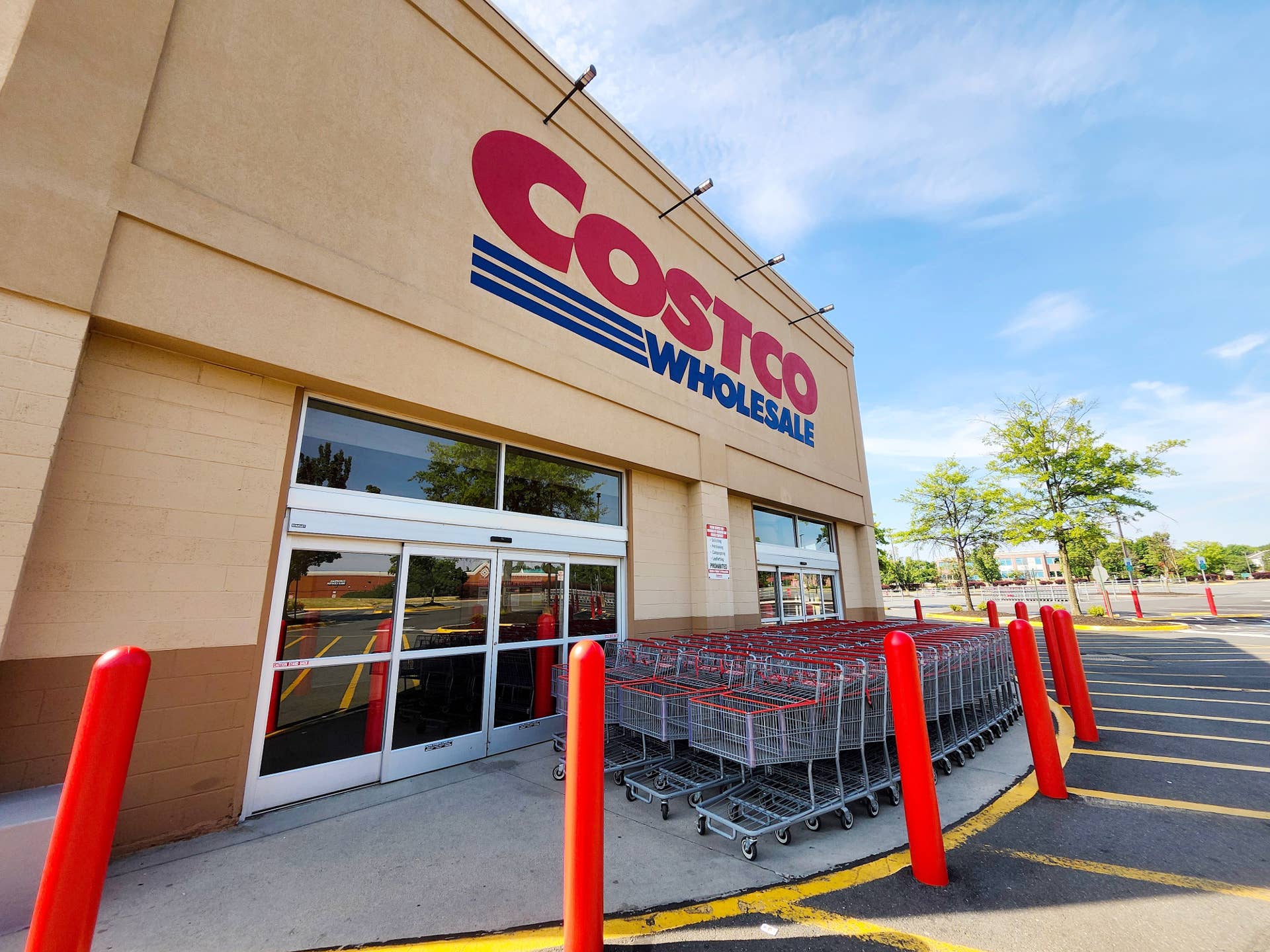 Costco's Snacklebox Is the Perfect 'Family-Size Bento Box' - Men's Journal